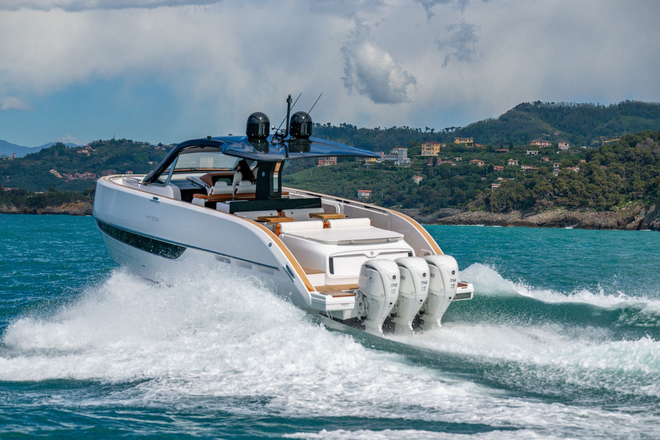 Yamaha hails Press Test a triumph for its latest 350hp V6 engine in Italy